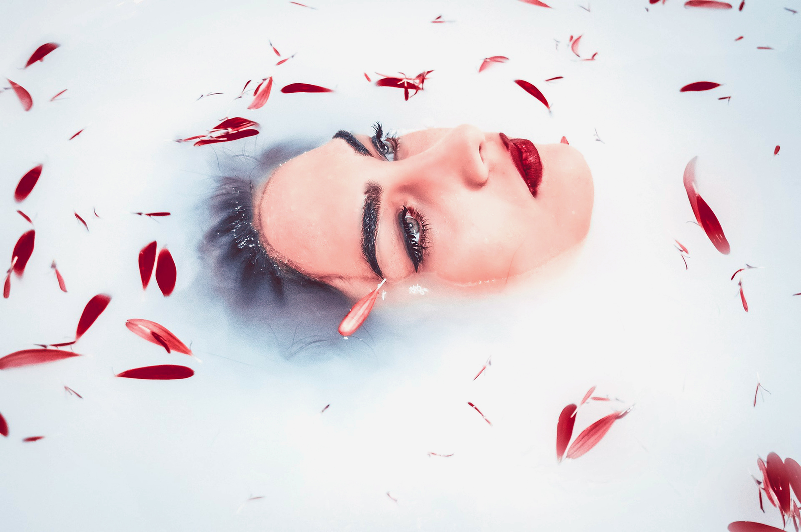 What is MicroBubble Therapy? - TubToday